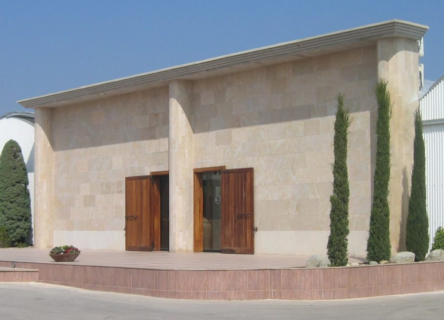 Cenia Limestone ⋆ Cenia